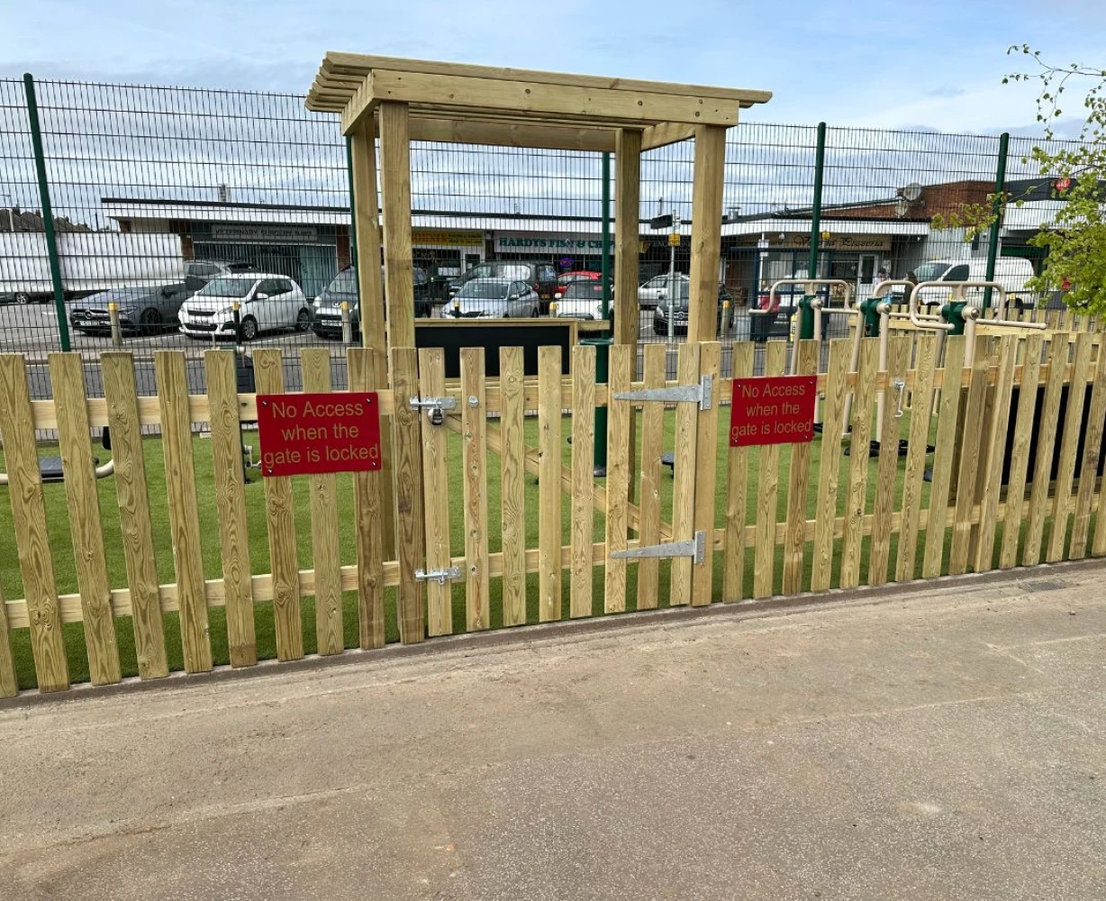 Playground Fitness Equipment - Signhills Academy, Cleethorpes