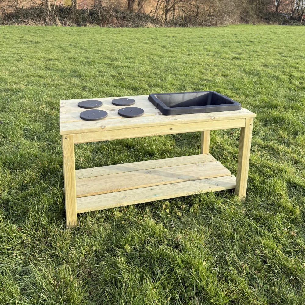 Children's Messy Play Activity Station
