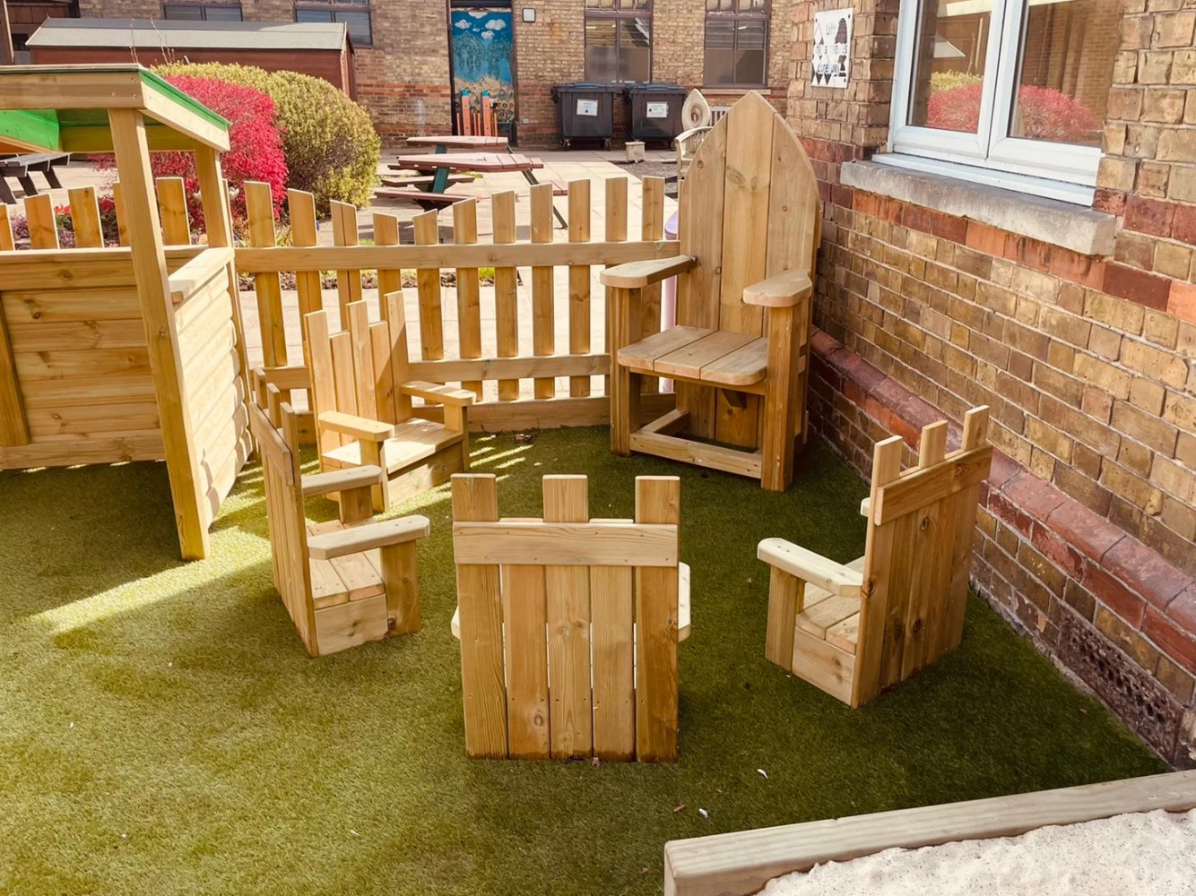 Children's Wooden Thrones Set