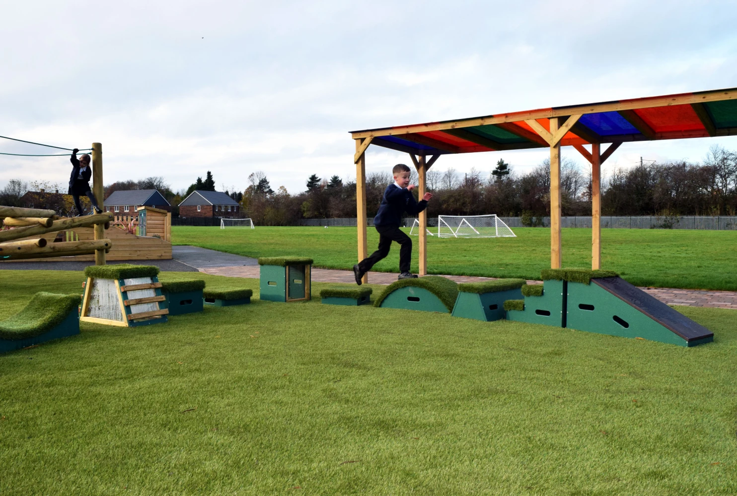 Natural Sensory Playground Design - Regent Farm First School, Newcastle